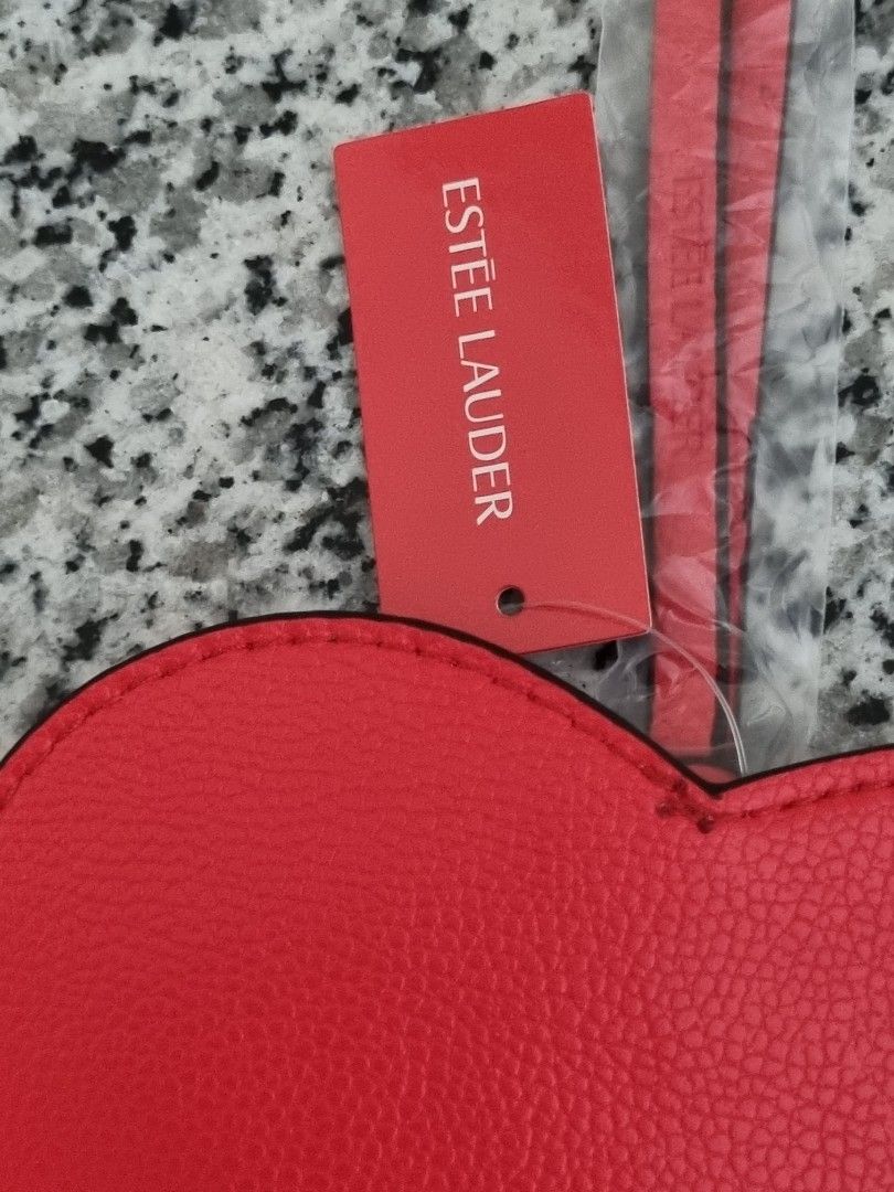 Estee lauder keyholder, Women's Fashion, Bags & Wallets, Wallets & Card ...