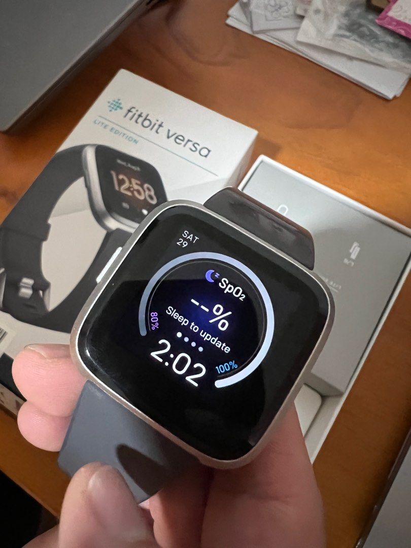 Fitbit Lite (2020 edition), Mobile Phones & Gadgets, Wearables & Smart Watches on Carousell