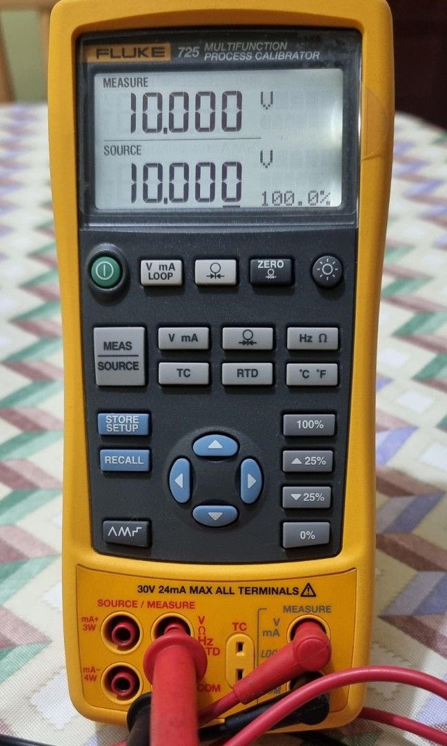 fluke 725 multifunction process calibrator, Commercial & Industrial, Construction Tools ...