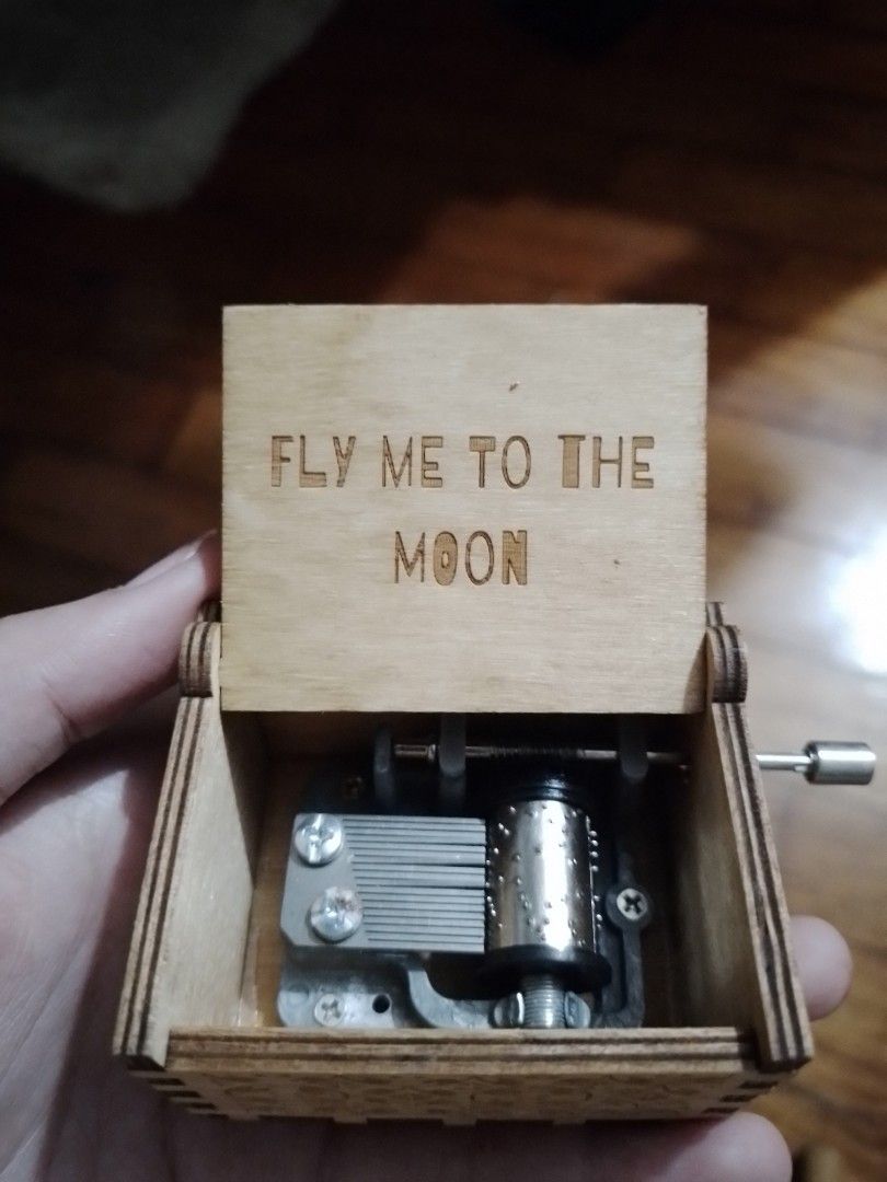Fly me to the moon music box, Hobbies & Toys, Music & Media, Musical ...