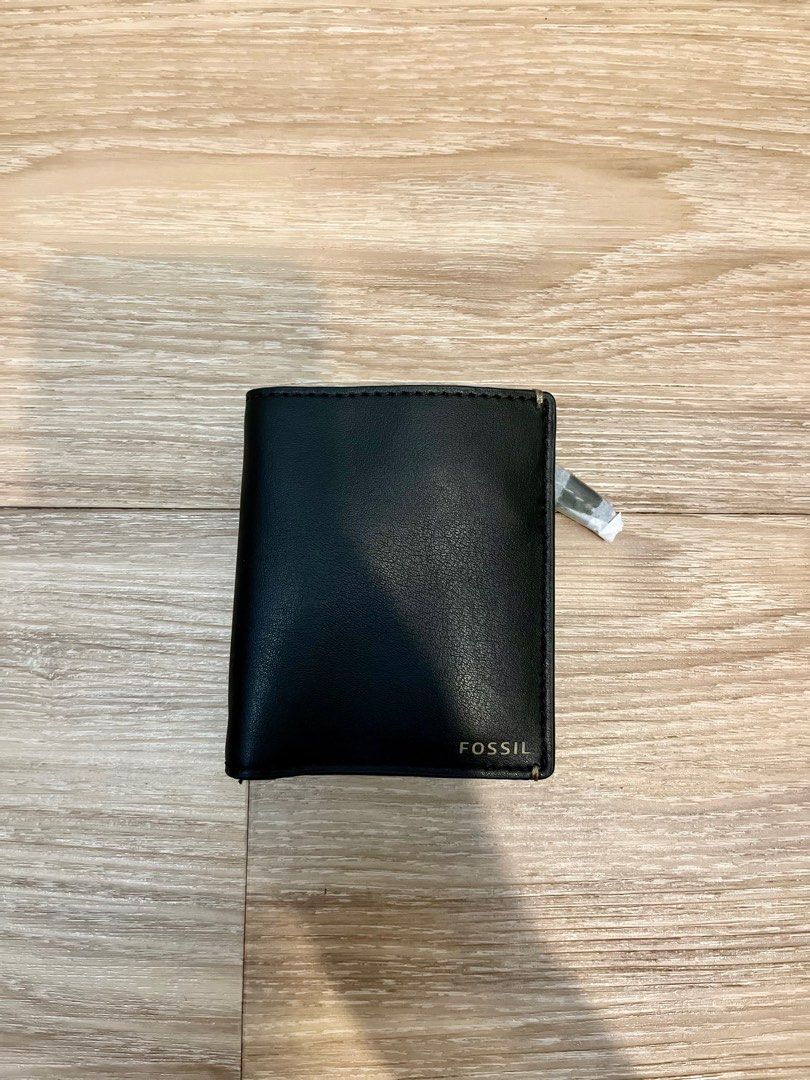 Fossil Joshua Coin Pocket Bifold, Men's Fashion, Watches & Accessories ...