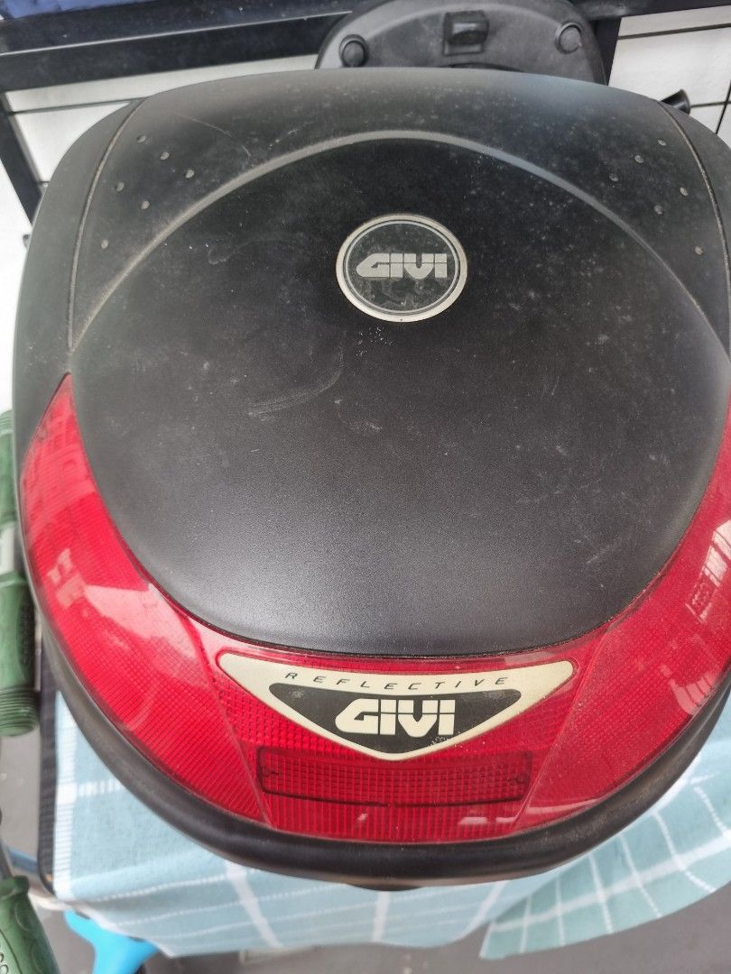 Givi box, Motorcycles, Motorcycle Accessories on Carousell