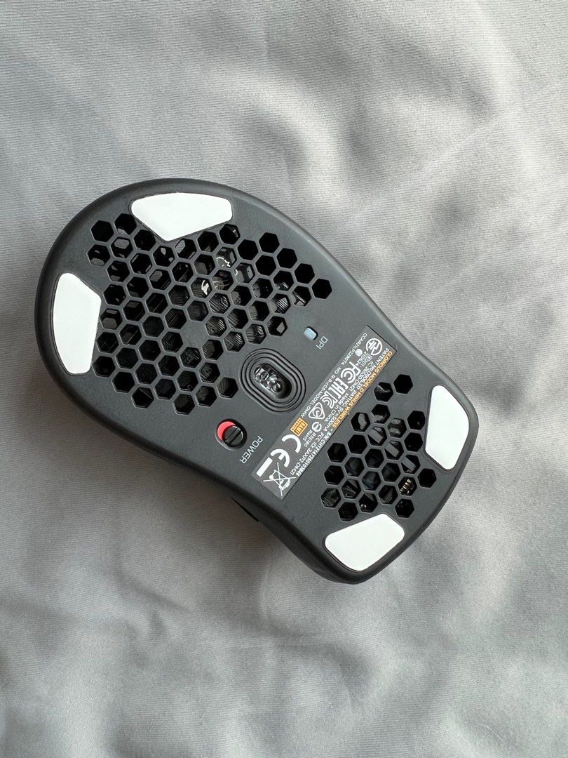 Glorious Model D Minus Wireless Gaming Mouse, Computers & Tech, Parts ...