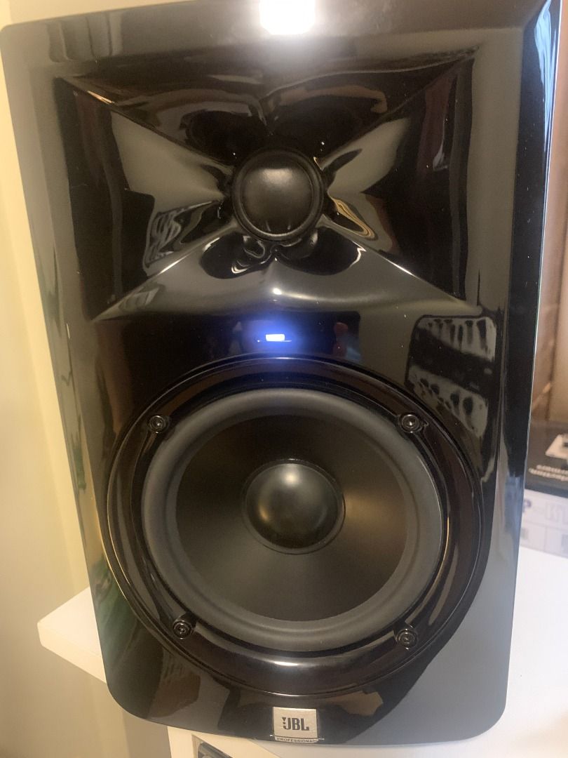 JBL - LSR305 Mk1 - Studio Monitor (PAIR), Audio, Other Audio Equipment ...