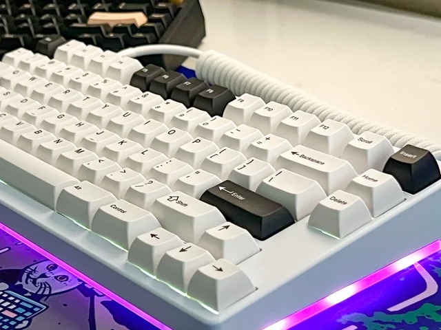 KAT Refined keycaps (BoW and WoB available), Computers & Tech, Parts ...