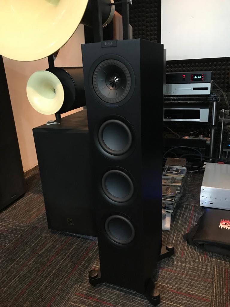 KEF Q550 Speaker (Condition 9/10), Audio, Soundbars, Speakers ...