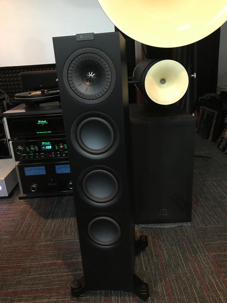 KEF Q550 Speaker (Condition 9/10), Audio, Soundbars, Speakers ...