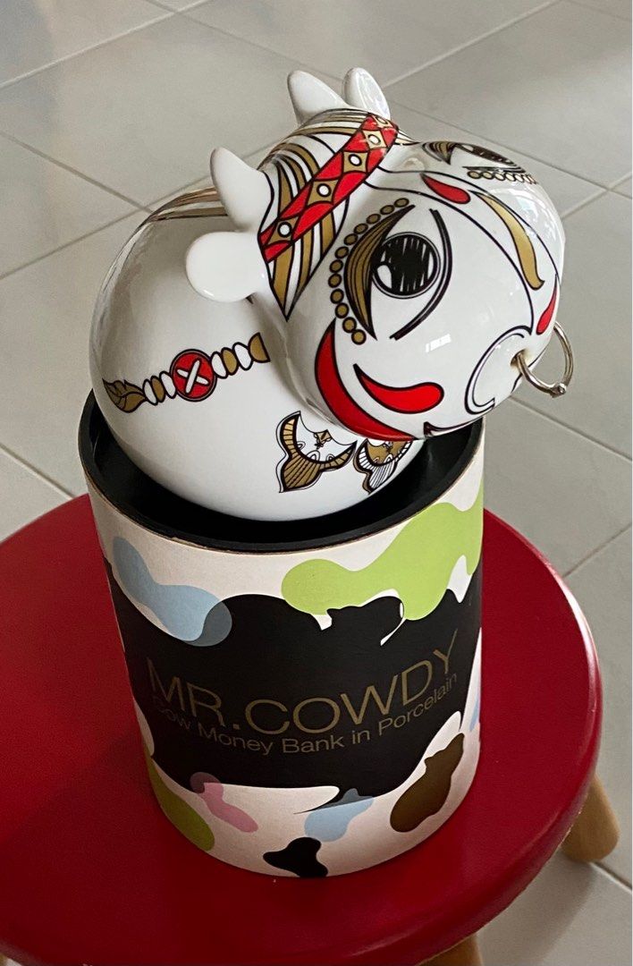 ‘Mr. Cowdy’ Cow Money Bank in Porcelain, Everything Else on Carousell