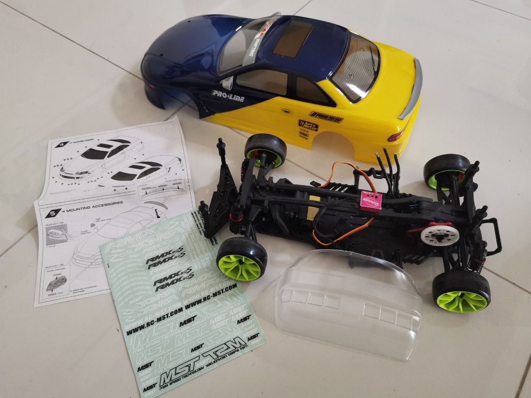 MST RMX2 .0S Drift car With Gyro and shell, Hobbies & Toys, Toys ...