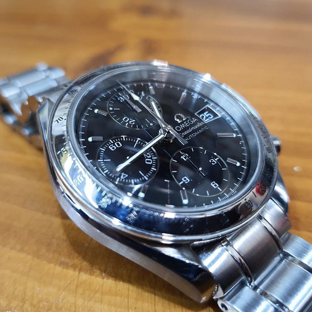 Omega speedmaster chronograph, Fesyen Pria, Jam Tangan di Carousell