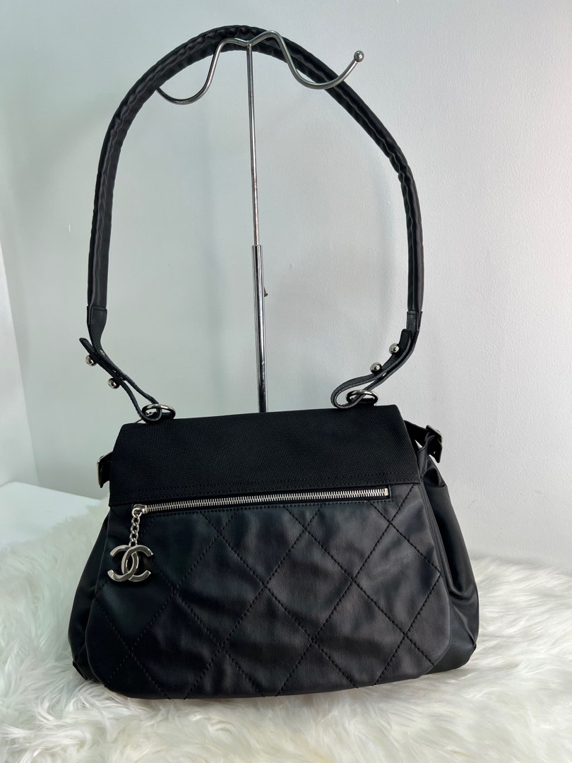 Original Chanel Biarritz Crossbody Bag, Luxury, Bags & Wallets on Carousell