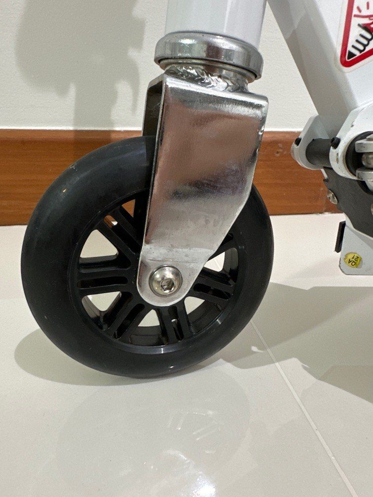 Oxelo scooter Mid 1, Sports Equipment, Sports & Games, Skates ...