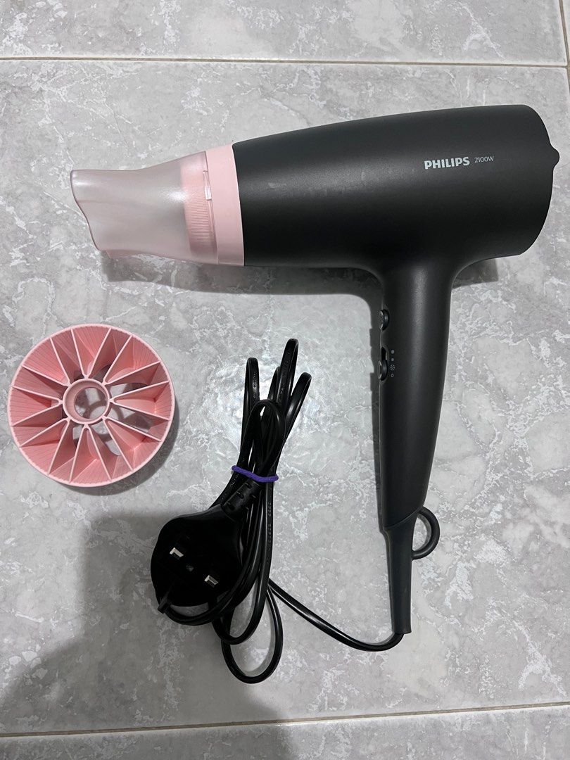Philips 3000 Series ThermoProtect Hair Dryer BHD300/13, Beauty & Personal Care, Hair on Carousell
