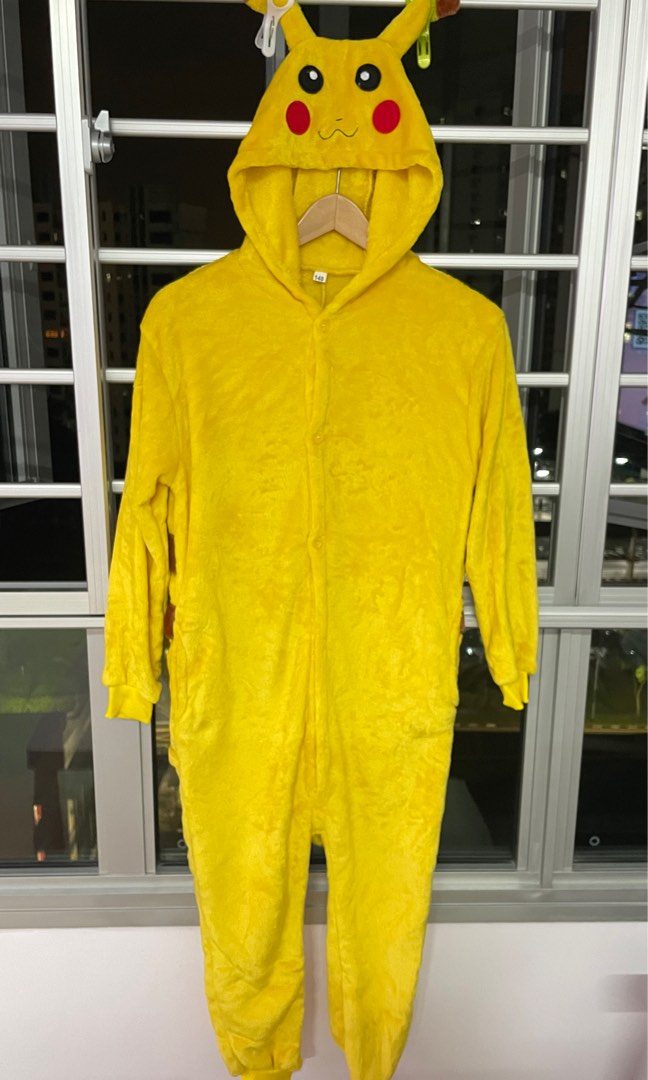 Pikachu Full Body Suit for estimated height of 140-155cm, Hobbies ...