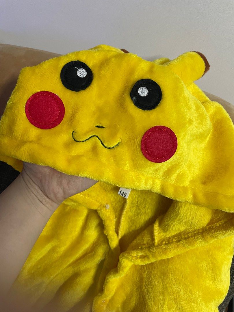 Pikachu Full Body Suit for estimated height of 140-155cm, Hobbies ...