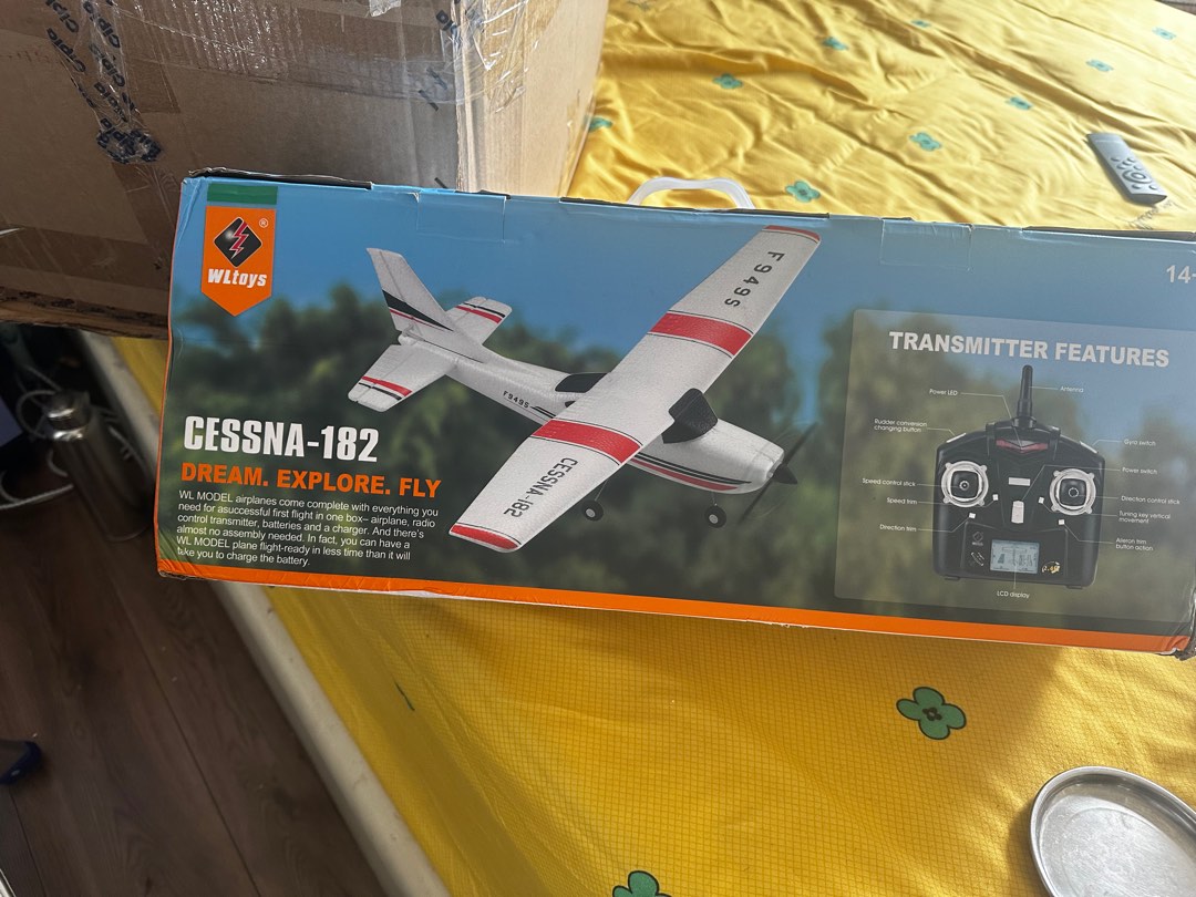 Plane with remote control, Hobbies & Toys, Toys & Games on Carousell