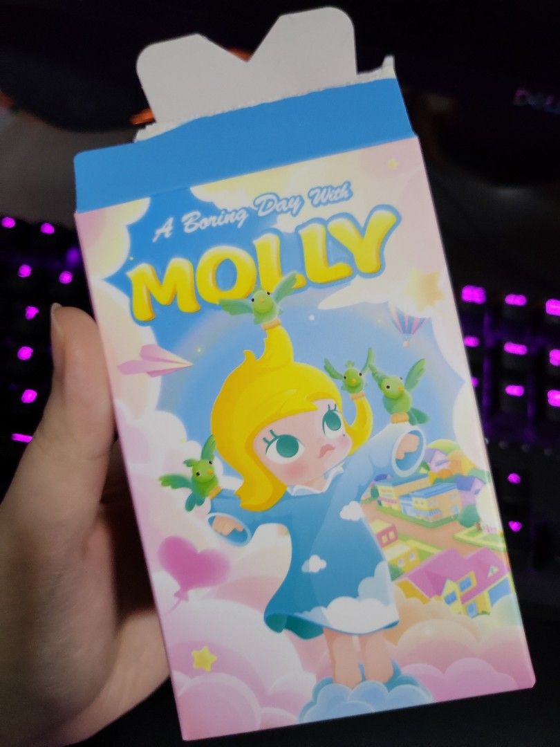 Popmart Molly - A Boring Day with Molly Series, Hobbies & Toys, Toys ...