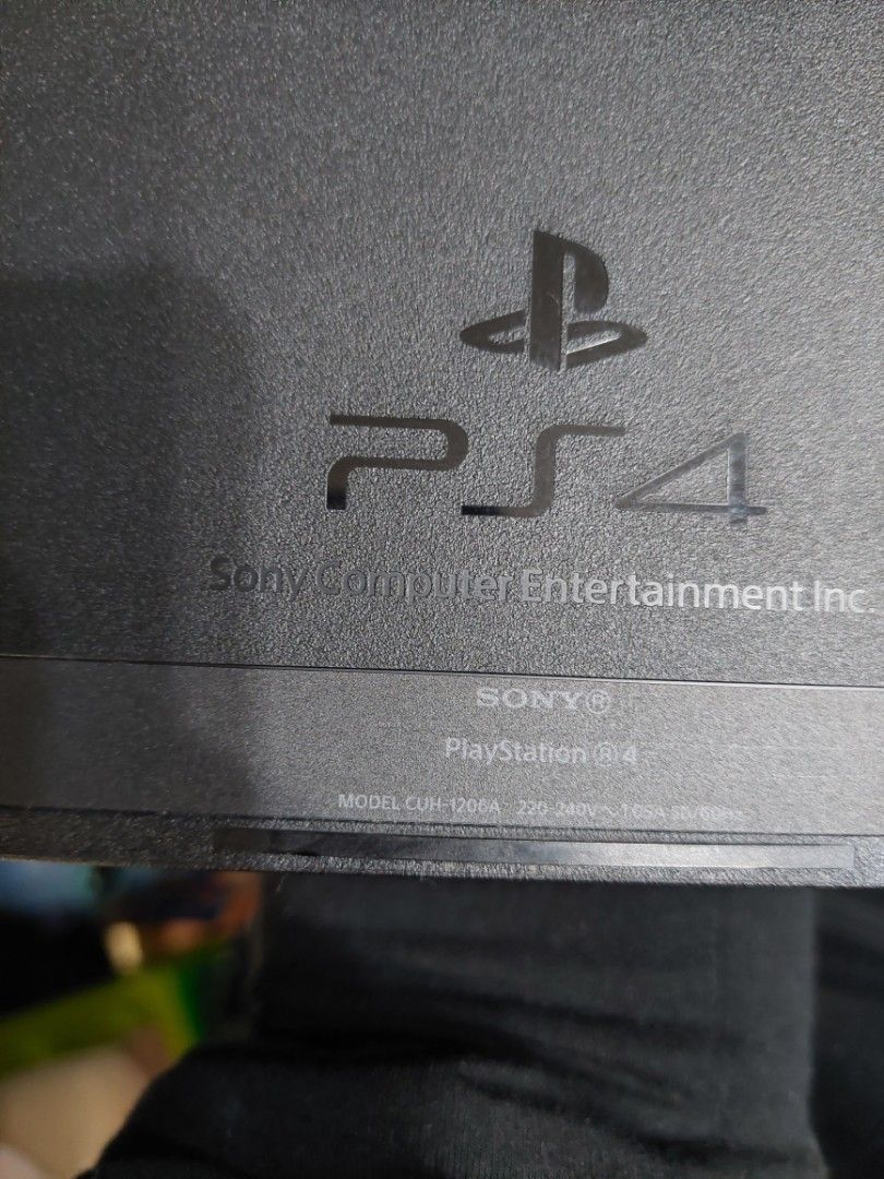 Ps4 no box no controllers, Video Gaming, Video Game Consoles ...