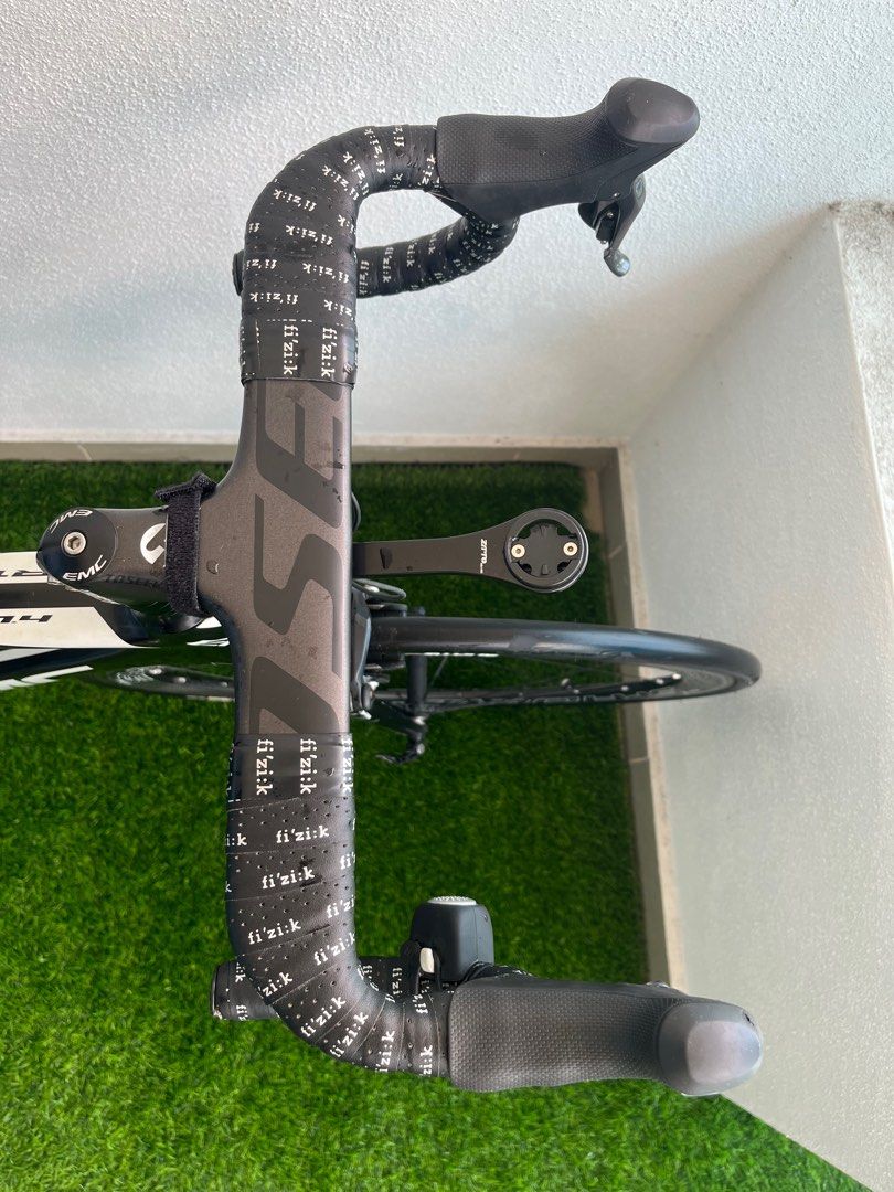 Roadbike Carbon Di2 EMC , Sports Equipment, Bicycles & Parts, Bicycles ...