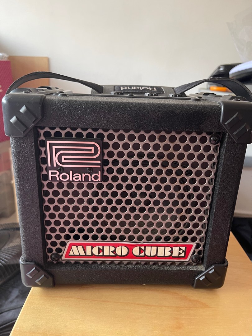 Roland Mini Cube, Audio, Soundbars, Speakers & Amplifiers on Carousell