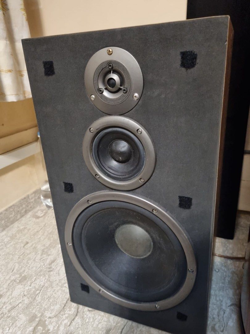 ROTEL Amplifier Equalizer Tuner + Sony Speaker RA-714 RE-700 RT-726 ...