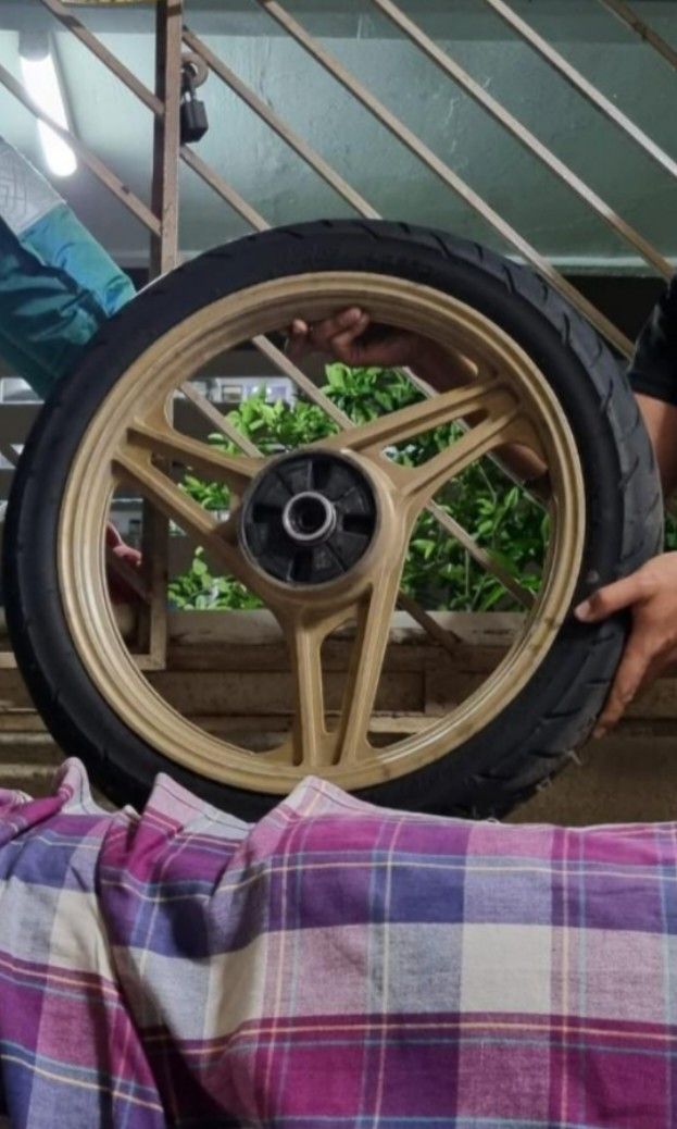 RXZ rims/YBR original rims, Motorcycles, Motorcycle Accessories on ...