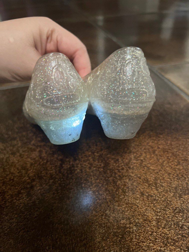 Sepatu cinderella size 10 disney original, Bayi & Anak, Baju Anak ...