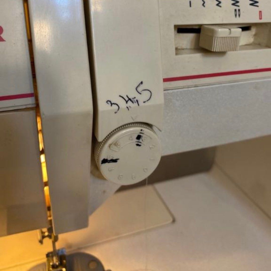 Singer 9020 Sewing Machine, TV & Home Appliances, Other Home Appliances ...