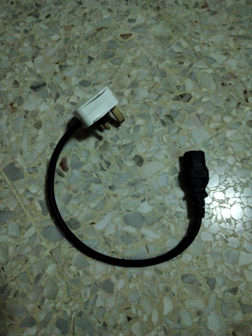 Three pin plug input, output is three pin head., Computers & Tech ...