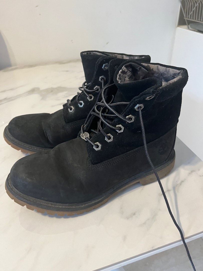 Timber land, Women's Fashion, Footwear, Boots on Carousell