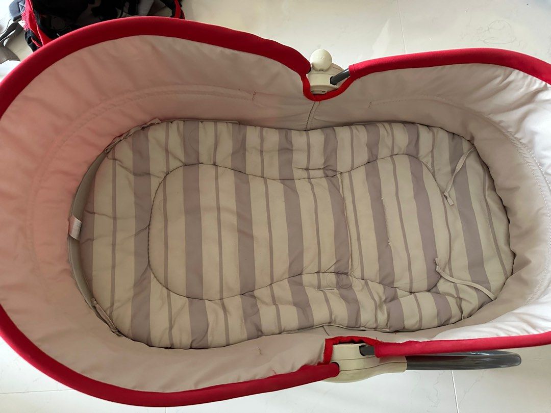 Tiny love baby rocker / chair / bed, Babies & Kids, Baby Nursery & Kids ...