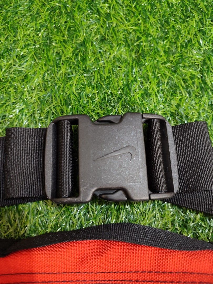 Vintage Nike ACG Makalu 2, Men's Fashion, Bags, Belt bags, Clutches and ...