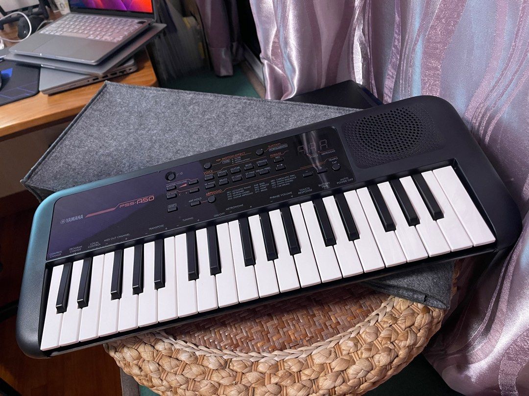 Yamaha portable Keyboard PSS A50, Hobbies & Toys, Music & Media ...