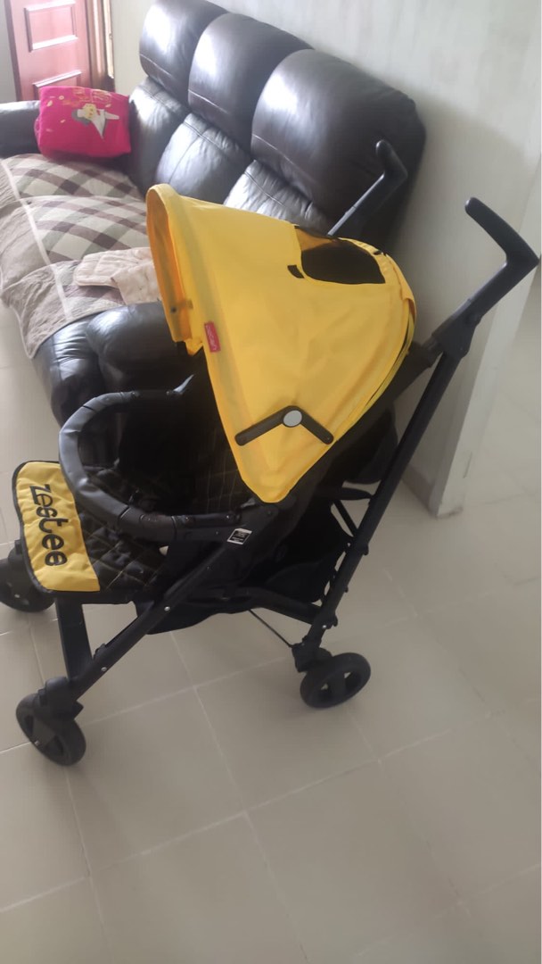 zeetee stroller, Babies & Kids, Going Out, Strollers on Carousell