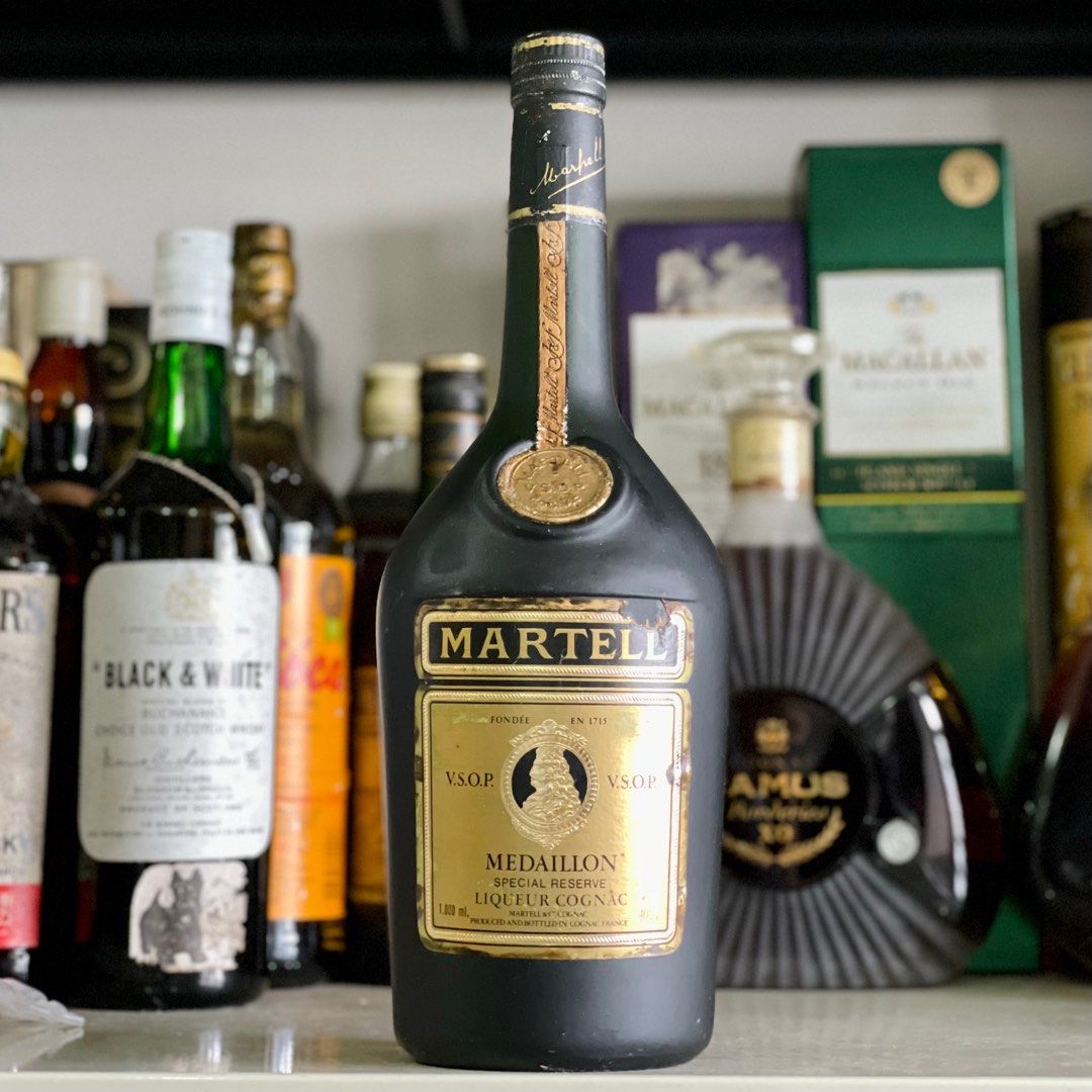 1L Martell VSOP 1980s cognac vintage green medallion sign with leader ...