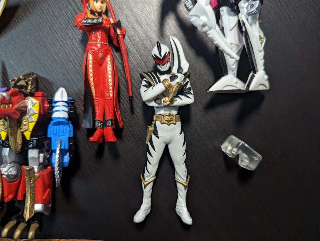 BANDAI GASHAPON HG Super Sentai Bakuryuu Sentai Abaranger Complete Set ...