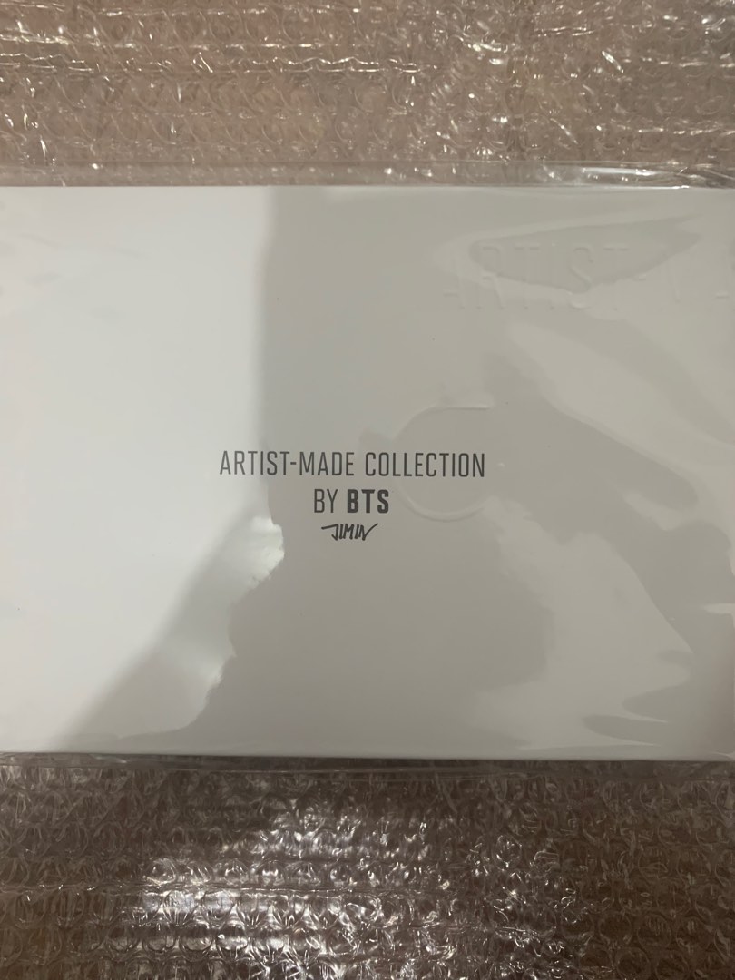 Red Carving Earring-Artist Made Collection by BTS Jimin, Hobbies & Toys ...