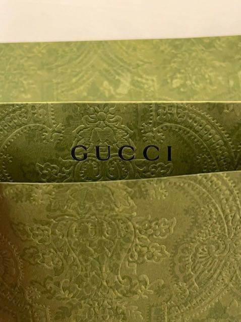 Authentic Gucci envelopes, Luxury, Accessories on Carousell