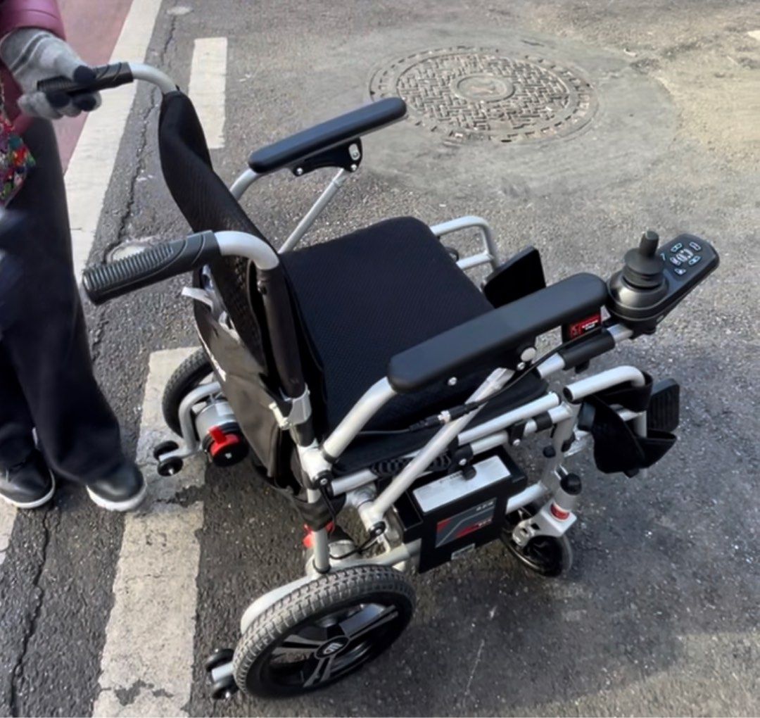 Battery Operated Wheelchair, Health & Nutrition, Assistive ...