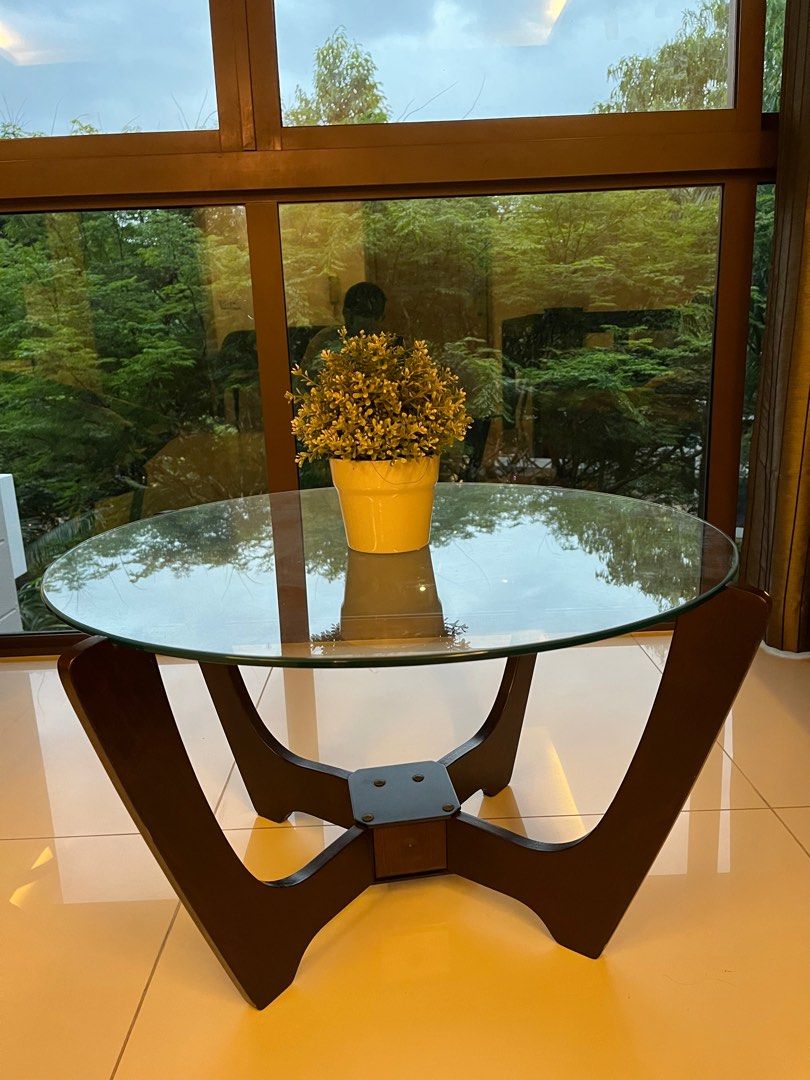 Beautiful Glass Coffee Table for sale, Furniture & Home Living ...