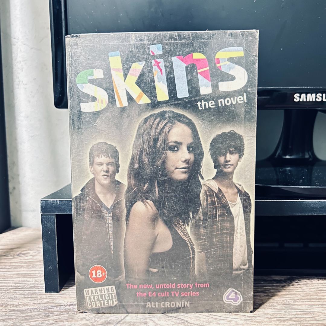 BOOK: Skins (UK TV Series) The Novel by Ali Cronin, Hobbies & Toys ...