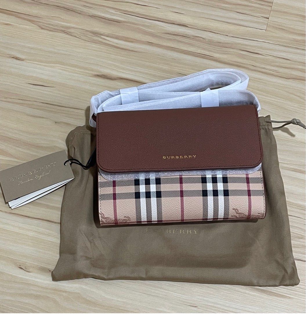 Burberry WOC Bag Authentic, Women's Fashion, Bags & Wallets, Cross-body ...