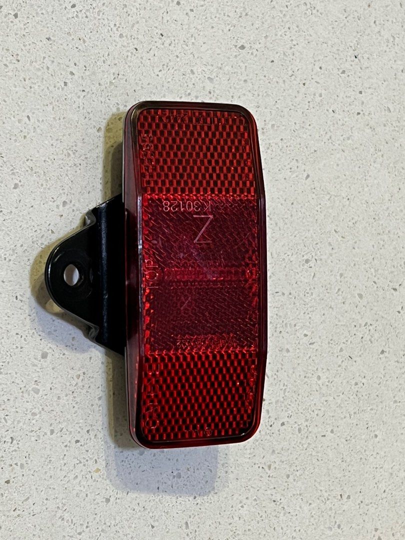 Cateye Rear Reflector - Stock Brompton part, Sports Equipment, Bicycles ...