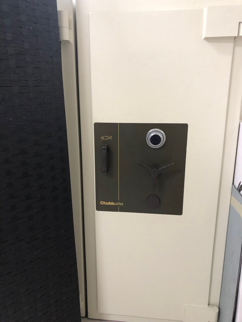 Chubb Safes Safe Guardian , Furniture & Home Living, Security & Locks ...