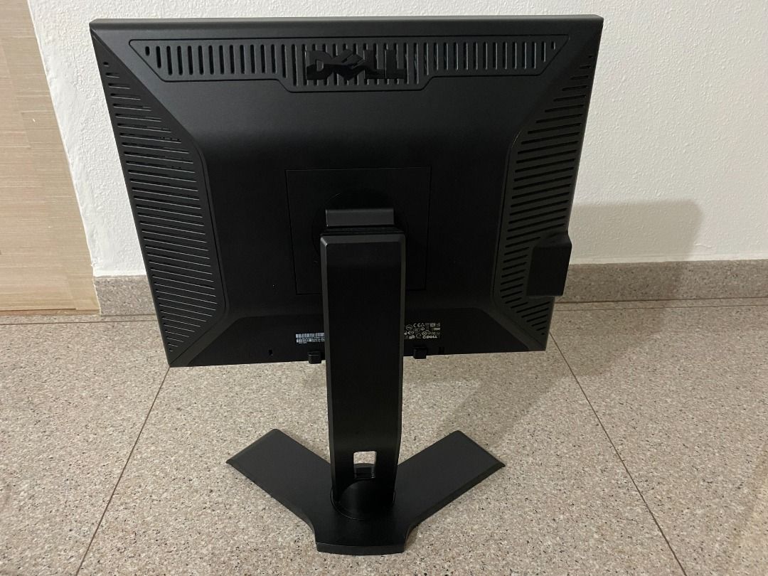 Dell P190SB 19 Inch LCD Flat Panel Computer Monitor with Stand (Comes ...