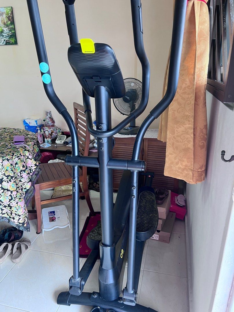 Domyos cross trainer, Sports Equipment, Exercise & Fitness, Cardio ...