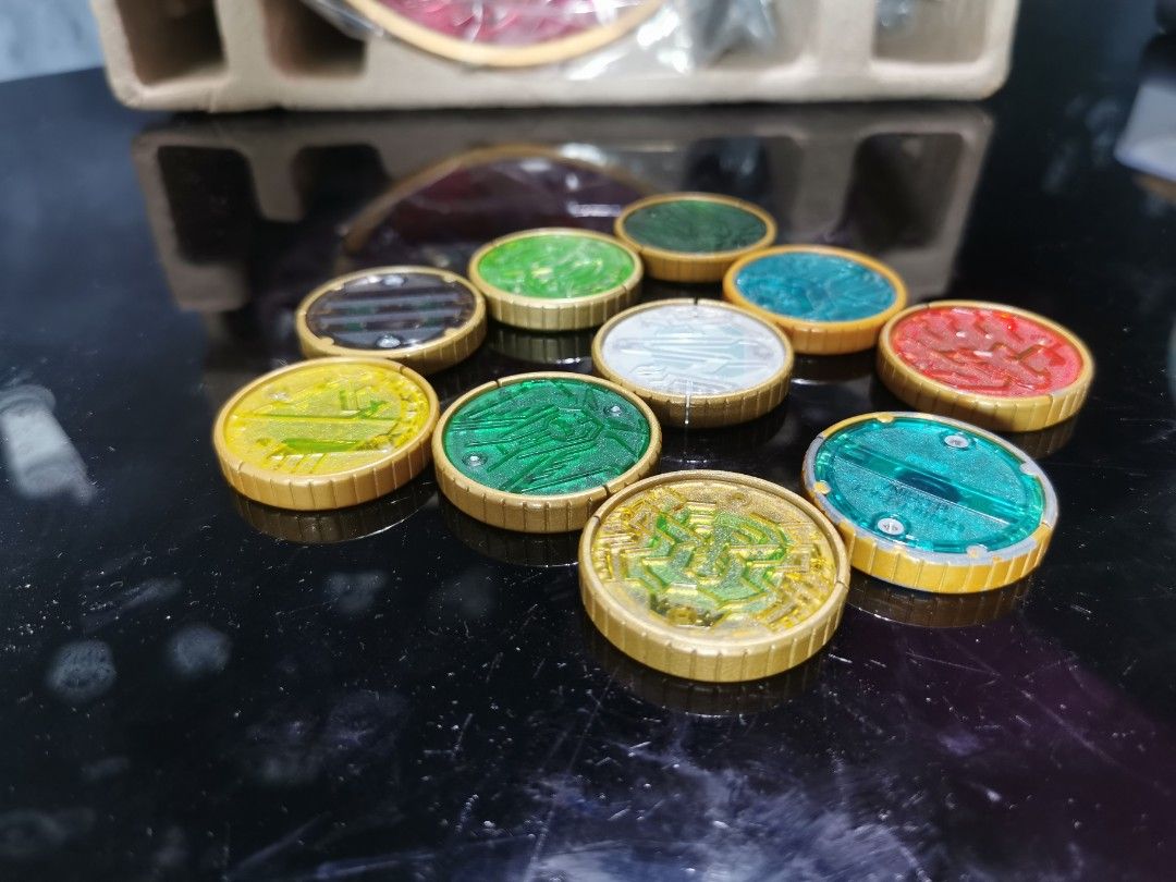 Kamen Rider OOO DX Medals + DX Taja Spinner, Hobbies & Toys, Toys ...