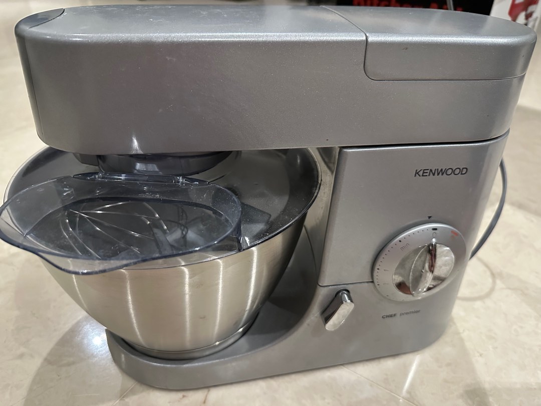 Kenwood chef premier mixer KMC570, TV & Home Appliances, Kitchen ...