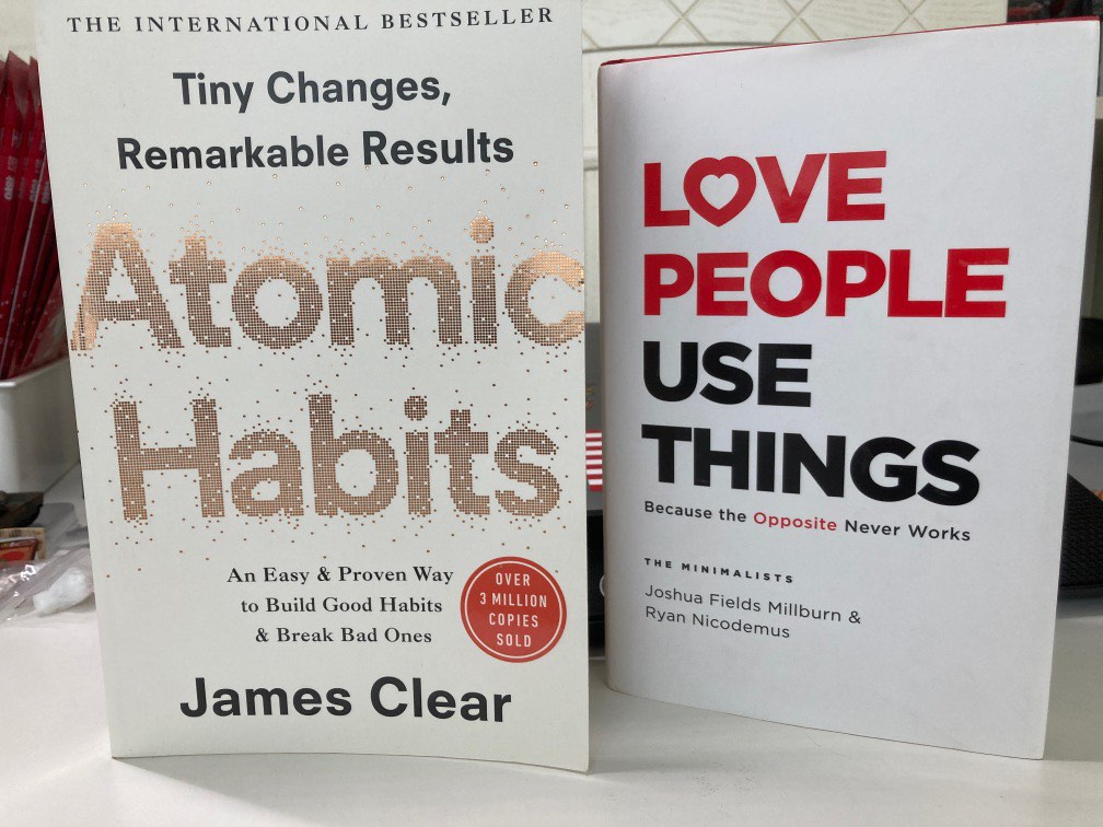 Minimalist book “ Love people use things “ / “Atomic habits”, Hobbies ...