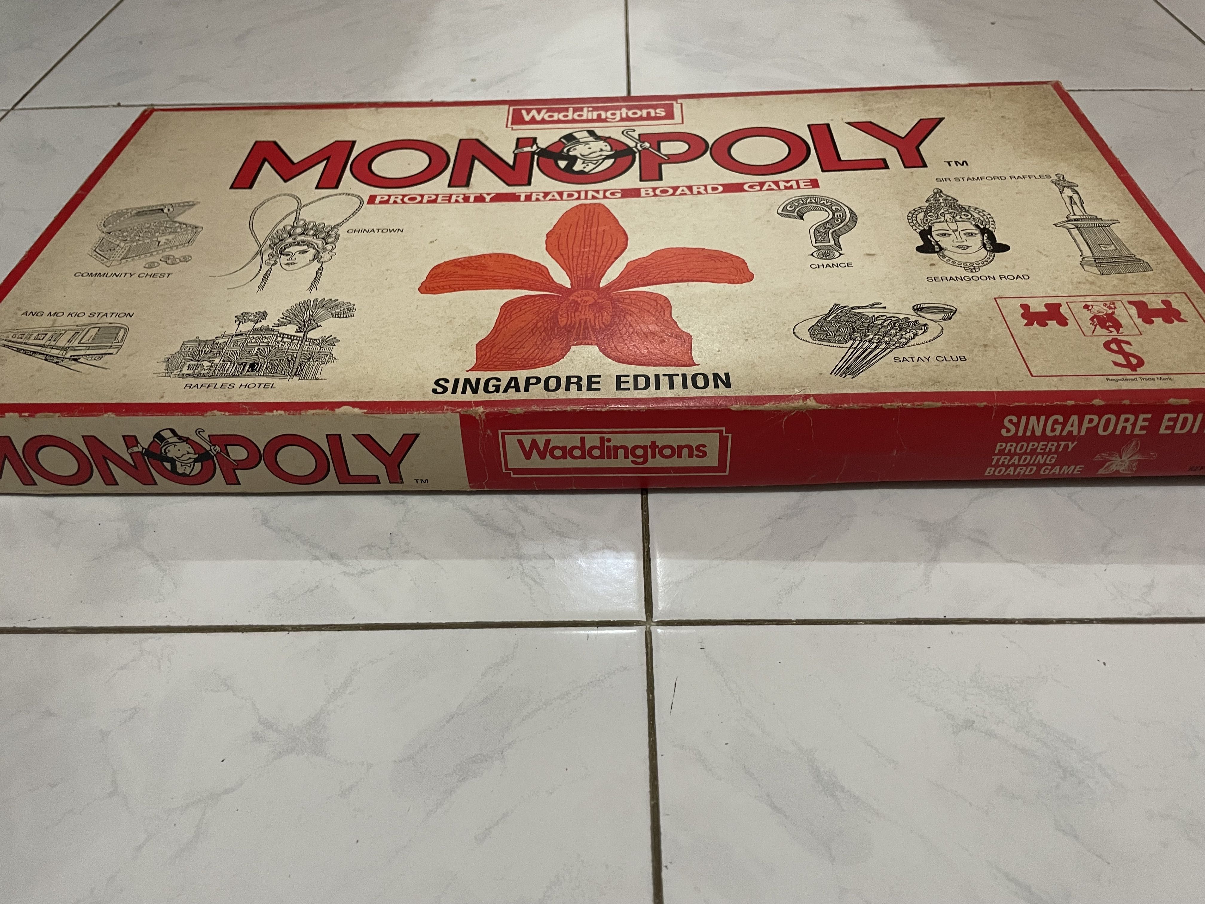 monopoly singapore edition, Hobbies & Toys, Toys & Games on Carousell